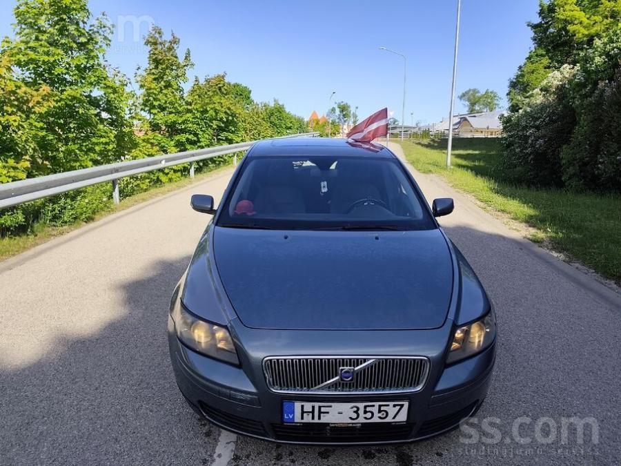 Вольво В50 2004 в Бауска, объемом двигателя 2.00 л и пробегом 388 тыс. км за 1250 €, фото 1 на AUTOMOTO.COM.LV