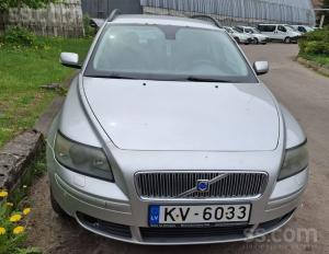 Volvo V50 2004 Rīga, ar dzinēja tilpumu 2.50 L un nobraukumu 297 tūkst. km par 1200 €, foto  vietnē AUTOMOTO.COM.LV