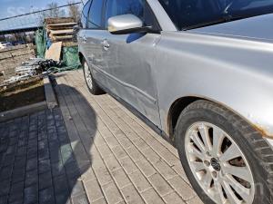Volvo V50 2004 Rīga, ar dzinēja tilpumu 2.00 L un nobraukumu 274 tūkst. km par 800 €, foto 6 vietnē AUTOMOTO.COM.LV