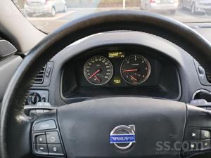 Volvo V50 2004 Rīga, ar dzinēja tilpumu 2.00 L un nobraukumu 274 tūkst. km par 800 €, foto 9 vietnē AUTOMOTO.COM.LV