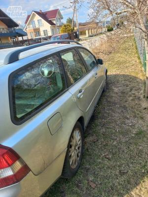 Volvo V50 2004 in Vilnius, with an engine capacity of 2.00 L and mileage of 204 thousand km for 900 €, photo  on AUTOMOTO.COM.LV