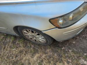 Volvo V50 2004 in Vilnius, with an engine capacity of 2.00 L and mileage of 204 thousand km for 900 €, photo 4 on AUTOMOTO.COM.LV