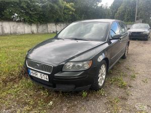 Volvo V50 2004 Vilkaviškis, ar dzinēja tilpumu 2.00 L un nobraukumu 430 tūkst. km par 393 €, foto  vietnē AUTOMOTO.COM.LV