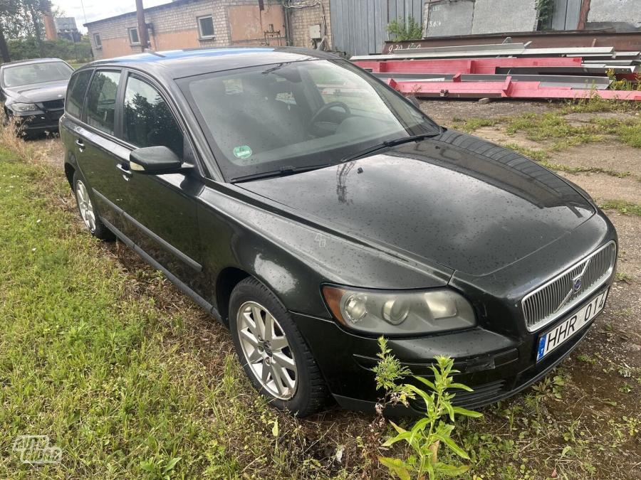 Вольво В50 2004 в Вилкавишкис, объемом двигателя 2.00 л и пробегом 430 тыс. км за 393 €, фото 5 на AUTOMOTO.COM.LV