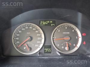 Вольво В50 2004 в Рига, объемом двигателя 2.00 л и пробегом 251 тыс. км за 1900 €, фото 11 на AUTOMOTO.COM.LV