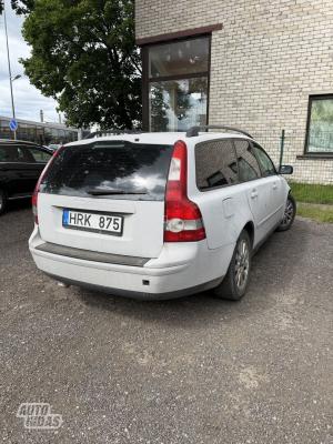 Volvo V50 2004 Kauņa, ar dzinēja tilpumu 2.00 L un nobraukumu 386 tūkst. km par 580 €, foto 5 vietnē AUTOMOTO.COM.LV