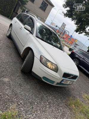 Volvo V50 2004 Kauņa, ar dzinēja tilpumu 2.00 L un nobraukumu 386 tūkst. km par 580 €, foto 7 vietnē AUTOMOTO.COM.LV