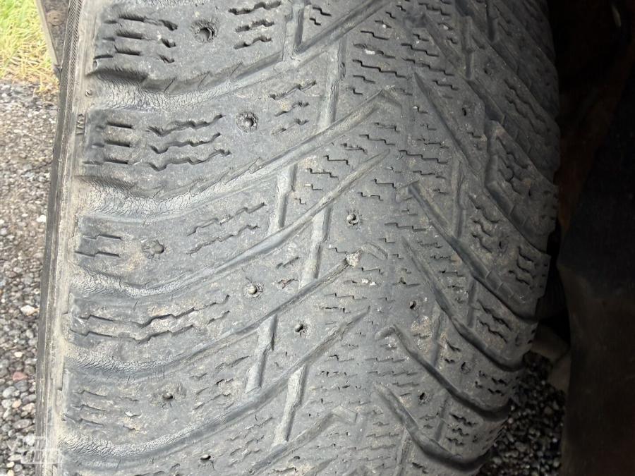 Volvo V50 2004 Kauņa, ar dzinēja tilpumu 2.00 L un nobraukumu 386 tūkst. km par 580 €, foto 9 vietnē AUTOMOTO.COM.LV