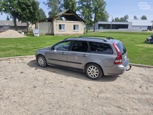 Volvo V50 2004 in Joniskis, with an engine capacity of 2.00 L and mileage of 300 thousand km for 750 €, photo 3 on AUTOMOTO.COM.LV