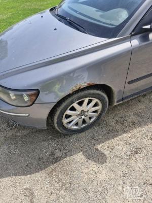 Volvo V50 2004 in Joniskis, with an engine capacity of 2.00 L and mileage of 300 thousand km for 750 €, photo 4 on AUTOMOTO.COM.LV