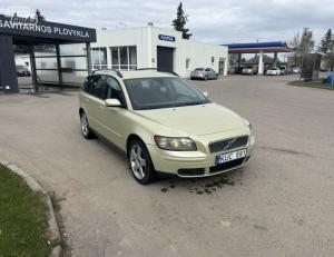 Volvo V50 2004 in Sakiai, with an engine capacity of 2.00 L and mileage of 351 thousand km for 1100 €, photo  on AUTOMOTO.COM.LV