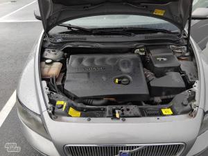 Volvo V50 2004 in Kaunas, with an engine capacity of 2.00 L and mileage of 313 thousand km for 1200 €, photo 6 on AUTOMOTO.COM.LV