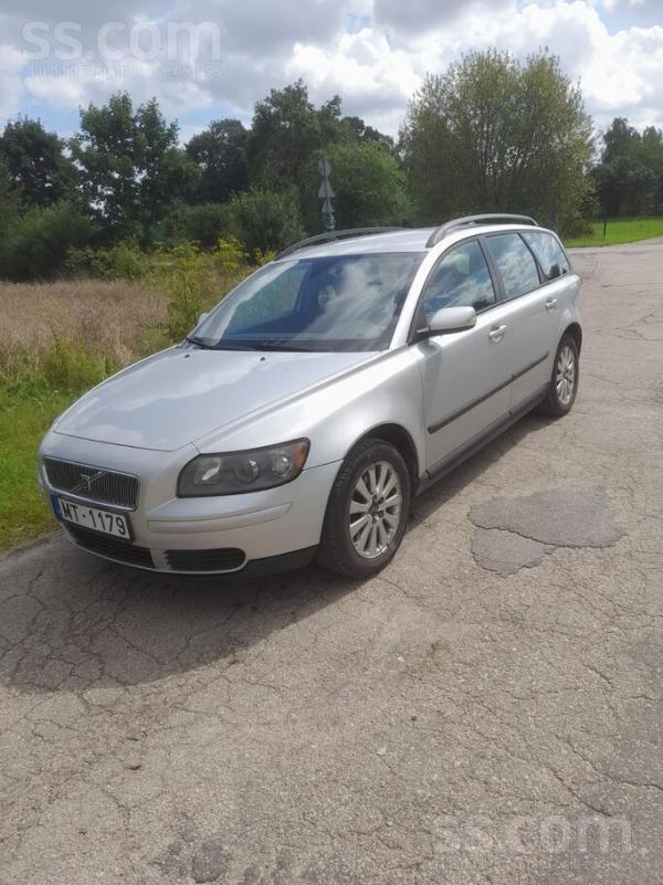 Volvo V50 2005 Bauska, ar dzinēja tilpumu 2.00 L un nobraukumu 291 tūkst. km par 1400 €, foto 8 vietnē AUTOMOTO.COM.LV