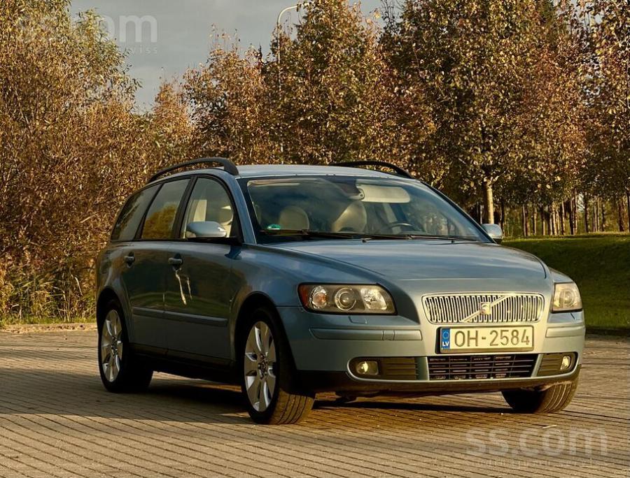 Volvo V50 2005 Tukums, ar dzinēja tilpumu 2.00 L un nobraukumu 0 tūkst. km par 1700 €, foto 1 vietnē AUTOMOTO.COM.LV