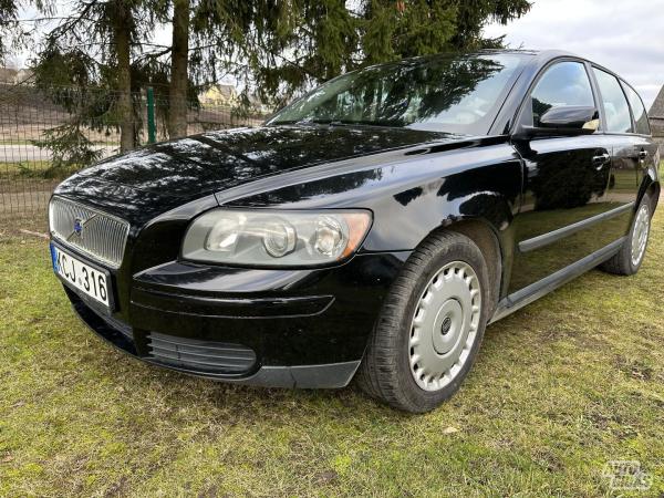Volvo V50 2005 Vilkaviškis, ar dzinēja tilpumu 1.60 L un nobraukumu 291 tūkst. km par 1250 €, foto 1 vietnē AUTOMOTO.COM.LV