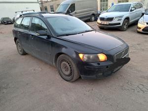 Volvo V50 2005 Viļņa, ar dzinēja tilpumu 2.00 L un nobraukumu 2 tūkst. km par 499 €, foto  vietnē AUTOMOTO.COM.LV