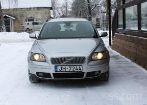 Вольво В50 2005 в Рига, объемом двигателя 2.00 л и пробегом 0 тыс. км за 1890 €, фото 3 на AUTOMOTO.COM.LV