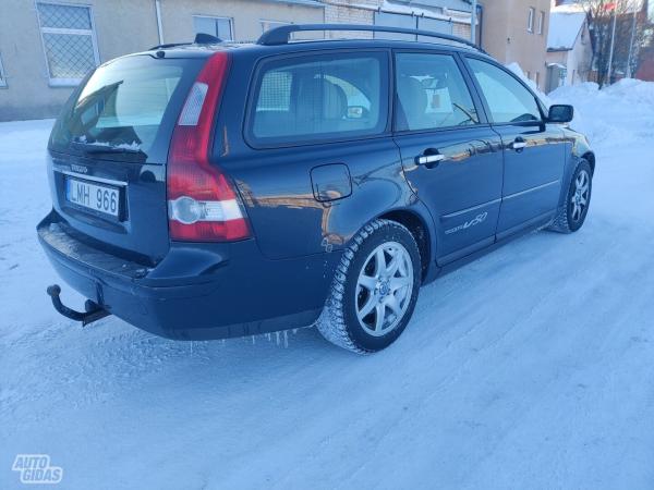 Volvo V50 2005 in Siauliai, with an engine capacity of 1.60 L and mileage of 303 thousand km for 1550 €, photo 4 on AUTOMOTO.COM.LV