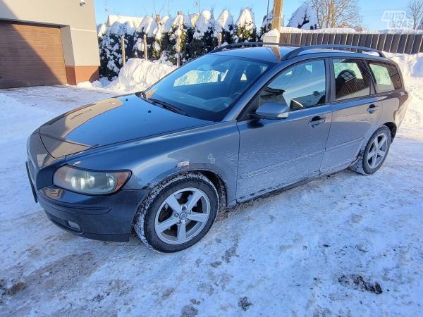 Volvo V50 2005 in Radviliskis, with an engine capacity of 2.00 L and mileage of 4 thousand km for 999 €, photo 1 on AUTOMOTO.COM.LV