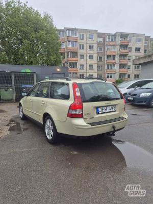 Volvo V50 2005 in Kaunas, with an engine capacity of 2.00 L and mileage of 307 thousand km for 1050 €, photo 6 on AUTOMOTO.COM.LV