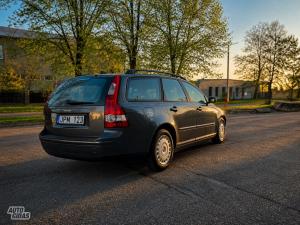 Volvo V50 2005 in Siauliai, with an engine capacity of 1.60 L and mileage of 316 thousand km for 1350 €, photo 4 on AUTOMOTO.COM.LV