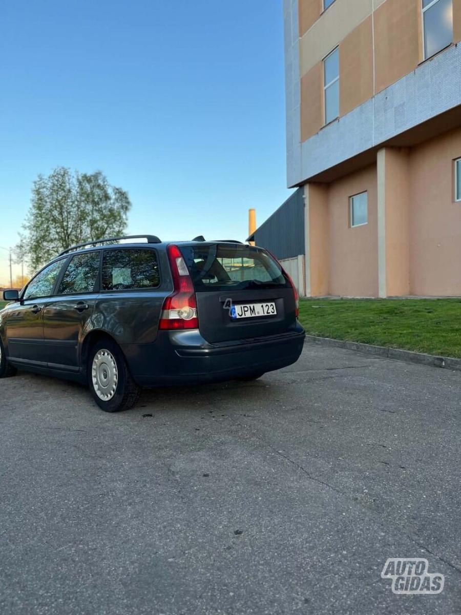 Volvo V50 2005 in Siauliai, with an engine capacity of 1.60 L and mileage of 316 thousand km for 1350 €, photo 5 on AUTOMOTO.COM.LV