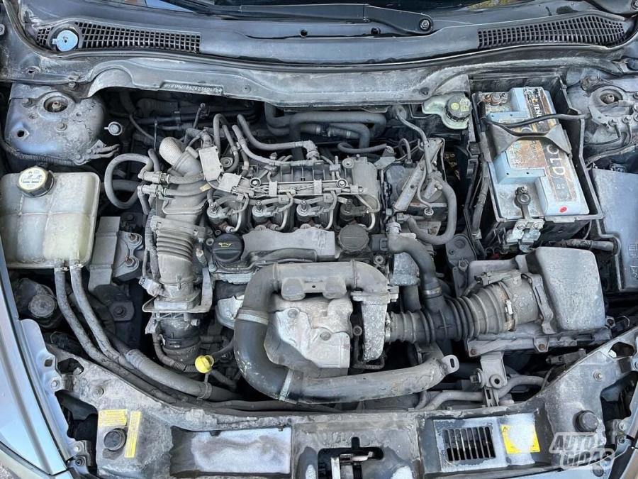 Volvo V50 2005 in Siauliai, with an engine capacity of 1.60 L and mileage of 316 thousand km for 1350 €, photo 10 on AUTOMOTO.COM.LV