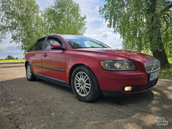 Volvo V50 2005 Radviliškis, ar dzinēja tilpumu 1.60 L un nobraukumu 1 tūkst. km par 1050 €, foto 6 vietnē AUTOMOTO.COM.LV