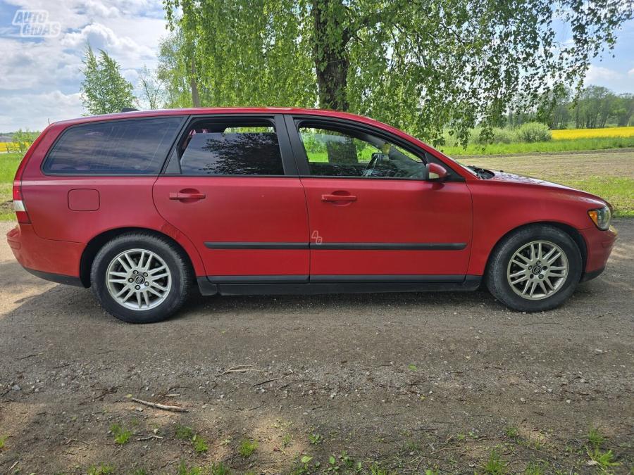 Вольво В50 2005 в Радвилишкис, объемом двигателя 1.60 л и пробегом 1 тыс. км за 1050 €, фото 12 на AUTOMOTO.COM.LV