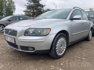 Volvo V50 2005 Rīga, ar dzinēja tilpumu 1.60 L un nobraukumu 346 tūkst. km par 1750 €, foto  vietnē AUTOMOTO.COM.LV