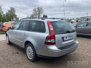 Volvo V50 2005 Rīga, ar dzinēja tilpumu 1.60 L un nobraukumu 346 tūkst. km par 1750 €, foto 7 vietnē AUTOMOTO.COM.LV