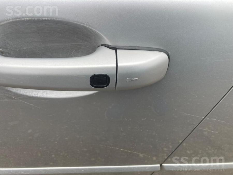 Volvo V50 2005 Rīga, ar dzinēja tilpumu 1.60 L un nobraukumu 346 tūkst. km par 1750 €, foto 8 vietnē AUTOMOTO.COM.LV