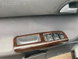 Volvo V50 2005 Rīga, ar dzinēja tilpumu 1.60 L un nobraukumu 346 tūkst. km par 1750 €, foto 28 vietnē AUTOMOTO.COM.LV