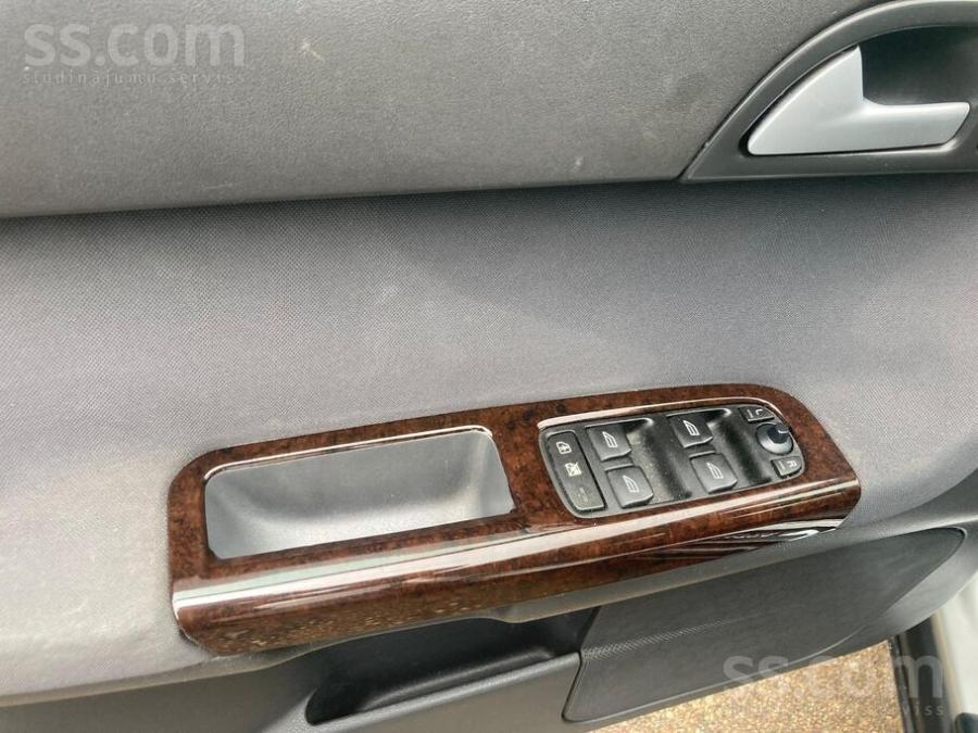 Volvo V50 2005 Rīga, ar dzinēja tilpumu 1.60 L un nobraukumu 346 tūkst. km par 1750 €, foto 28 vietnē AUTOMOTO.COM.LV