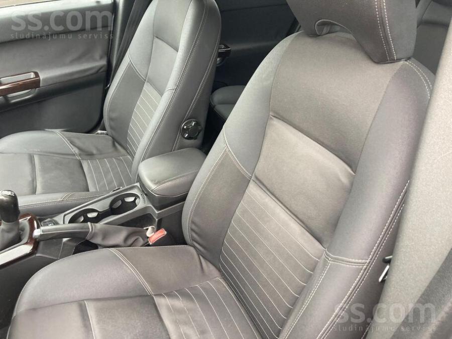 Volvo V50 2005 Rīga, ar dzinēja tilpumu 1.60 L un nobraukumu 346 tūkst. km par 1750 €, foto 31 vietnē AUTOMOTO.COM.LV