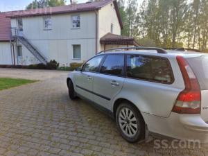 Volvo V50 2005 in Aluksne, with an engine capacity of 2.00 L and mileage of 445 thousand km for 1100 €, photo 4 on AUTOMOTO.COM.LV