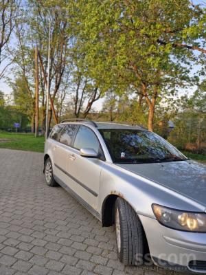Volvo V50 2005 in Aluksne, with an engine capacity of 2.00 L and mileage of 445 thousand km for 1100 €, photo 5 on AUTOMOTO.COM.LV