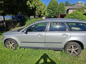 Вольво В50 2005 в Паневежис, объемом двигателя 1.80 л и пробегом 300 тыс. км за 1500 €, фото 9 на AUTOMOTO.COM.LV
