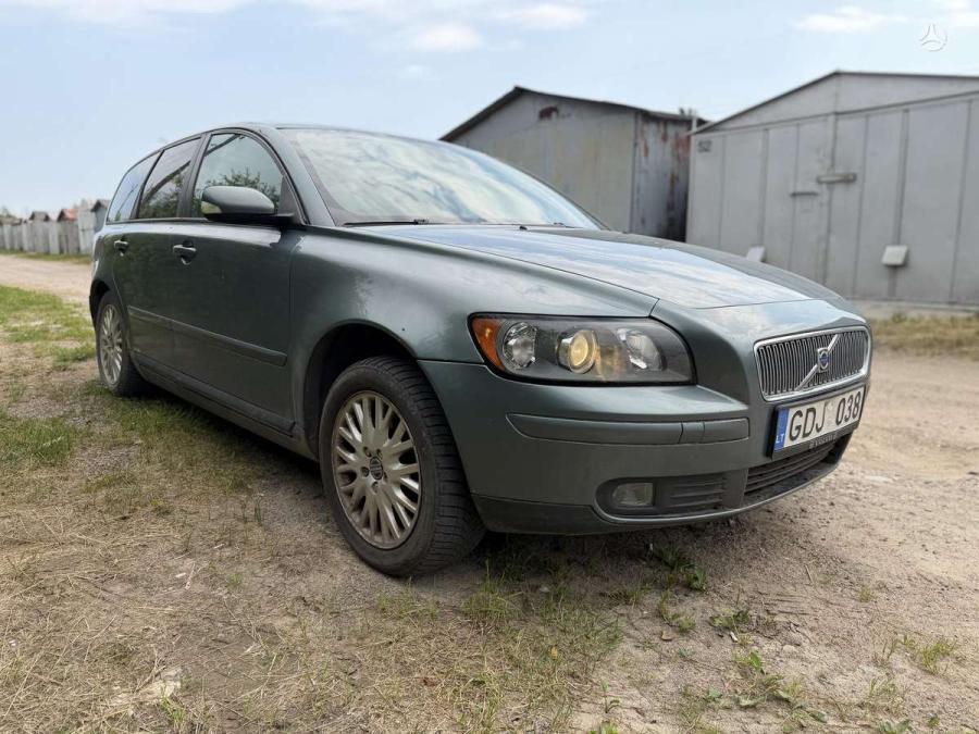Volvo V50 2005 Šauļi, ar dzinēja tilpumu 2.00 L un nobraukumu 308 tūkst. km par 900 €, foto 9 vietnē AUTOMOTO.COM.LV