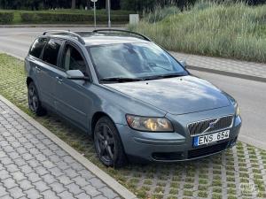 Volvo V50 2005 Ukmergė, ar dzinēja tilpumu 2.00 L un nobraukumu 379 tūkst. km par 650 €, foto  vietnē AUTOMOTO.COM.LV