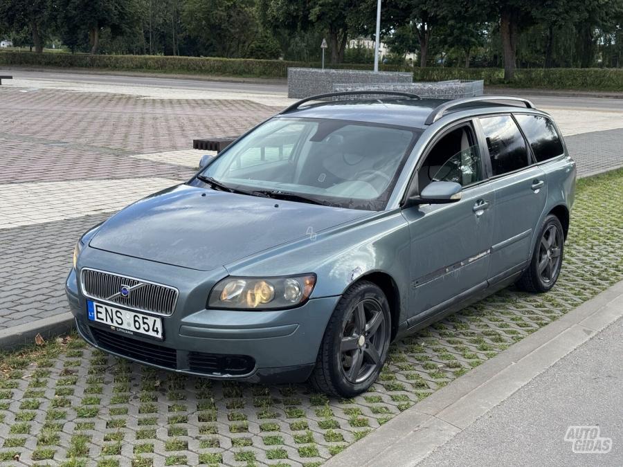 Volvo V50 2005 Ukmergė, ar dzinēja tilpumu 2.00 L un nobraukumu 379 tūkst. km par 650 €, foto 3 vietnē AUTOMOTO.COM.LV