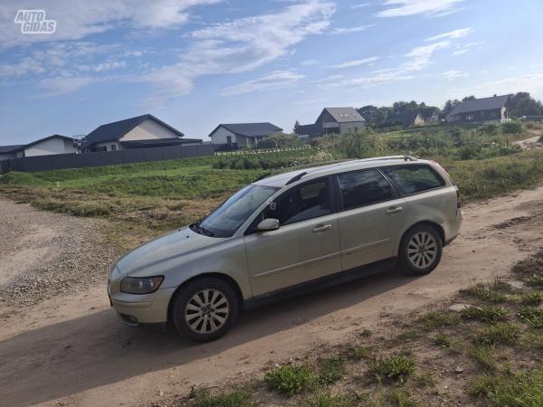 Вольво В50 2005 в Вильнюс, объемом двигателя 2.00 л и пробегом 300 тыс. км за 850 €, фото 6 на AUTOMOTO.COM.LV