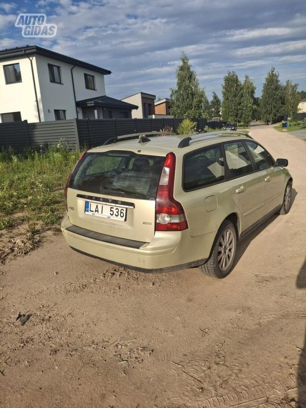 Вольво В50 2005 в Вильнюс, объемом двигателя 2.00 л и пробегом 300 тыс. км за 850 €, фото 9 на AUTOMOTO.COM.LV