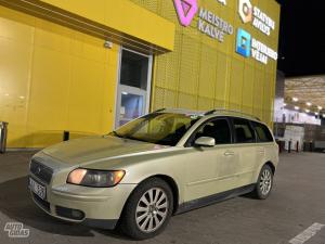 Volvo V50 2005 Viļņa, ar dzinēja tilpumu 2.00 L un nobraukumu 300 tūkst. km par 850 €, foto 16 vietnē AUTOMOTO.COM.LV