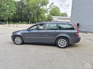 Volvo V50 2005 Klaipėda, ar dzinēja tilpumu 2.00 L un nobraukumu 345 tūkst. km par 1200 €, foto 6 vietnē AUTOMOTO.COM.LV