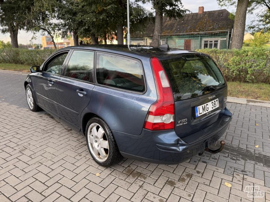 Вольво В50 2005 в Укмерге, объемом двигателя 2.00 л и пробегом 279 тыс. км за 480 €, фото 4 на AUTOMOTO.COM.LV