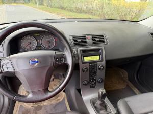 Вольво В50 2005 в Укмерге, объемом двигателя 2.00 л и пробегом 279 тыс. км за 480 €, фото 14 на AUTOMOTO.COM.LV