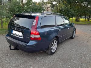 Volvo V50 2005 Marijampole, ar dzinēja tilpumu 2.00 L un nobraukumu 380 tūkst. km par 999 €, foto 3 vietnē AUTOMOTO.COM.LV