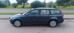 Volvo V50 2005 in Klaipeda, with an engine capacity of 2.00 L and mileage of 376 thousand km for 1450 €, photo 7 on AUTOMOTO.COM.LV
