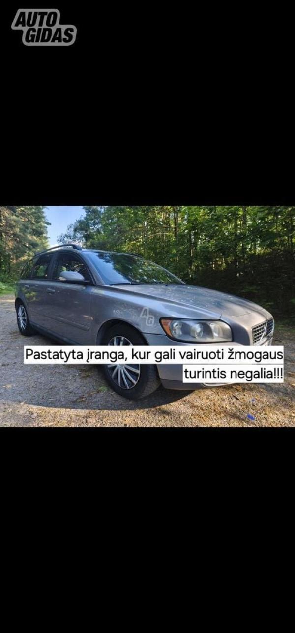Volvo V50 2005 in Vilnius, with an engine capacity of 2.40 L and mileage of 185 thousand km for 1100 €, photo 10 on AUTOMOTO.COM.LV